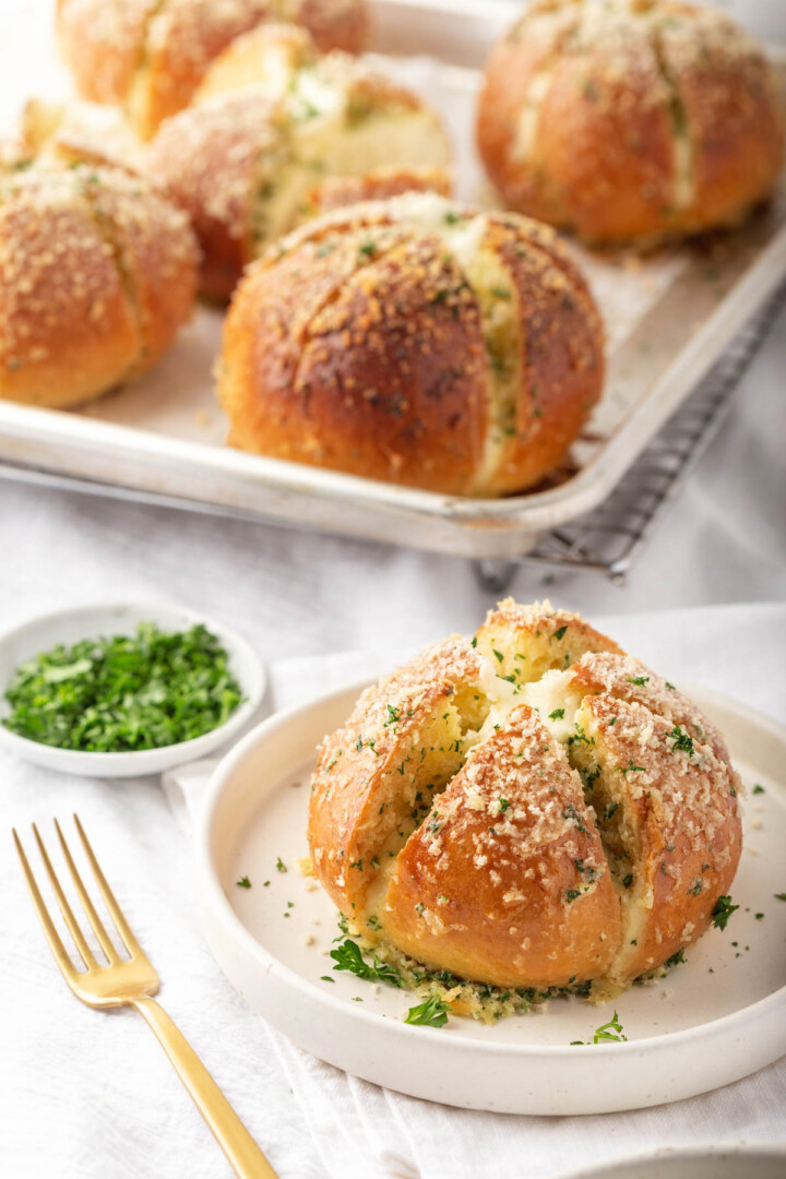 Korean Cream Cheese Garlic Bread – Takes Two Eggs