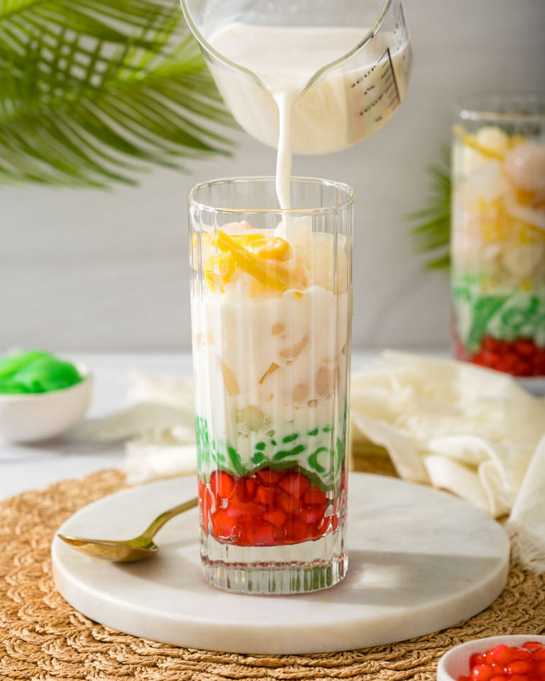 Chè Thái – Takes Two Eggs