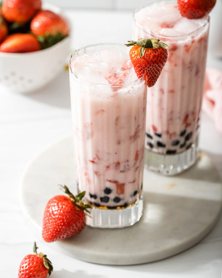 Strawberry Milk Tea – Takes Two Eggs