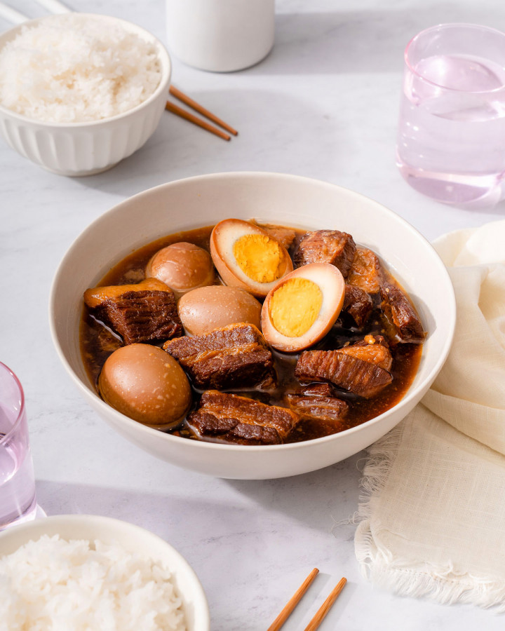 Thit Kho Tau (Vietnamese braised pork belly) – Takes Two Eggs