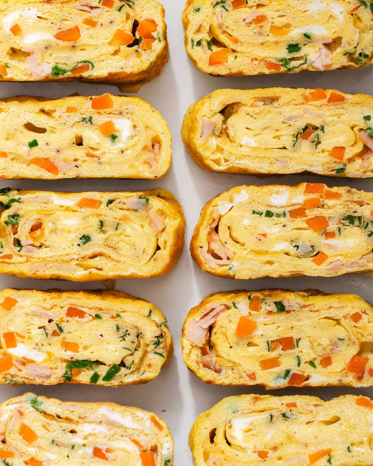 EASY to make Korean Egg Roll (Gyeran Mari) – Takes Two Eggs