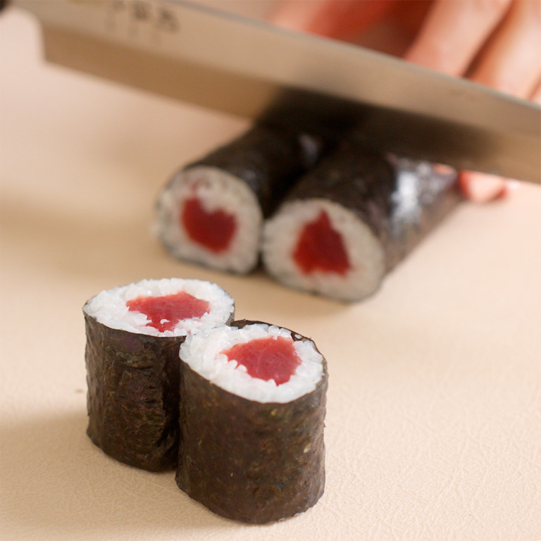 Tekka Maki (Tuna Sushi Roll) – Takes Two Eggs