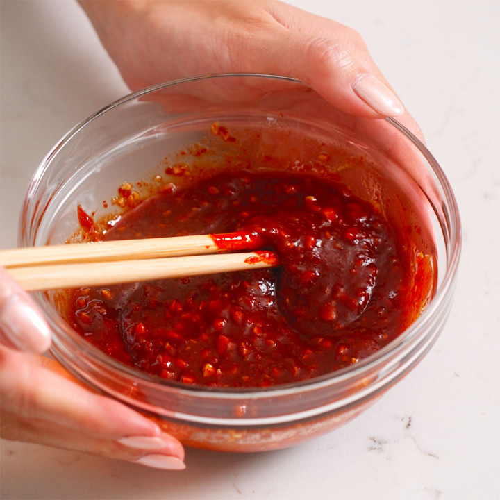 Easy Tteokbokki (Spicy Korean Rice Cakes)