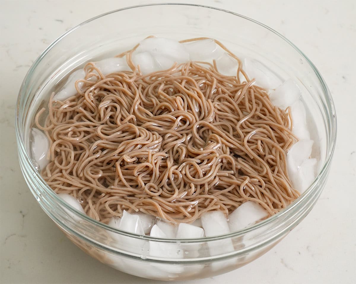 Easy 10-Minute Zaru Soba (Cold Soba Noodles)