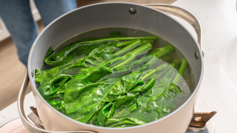 10 minute Gai Lan with Oyster Sauce (Chinese Broccoli) – Takes Two Eggs