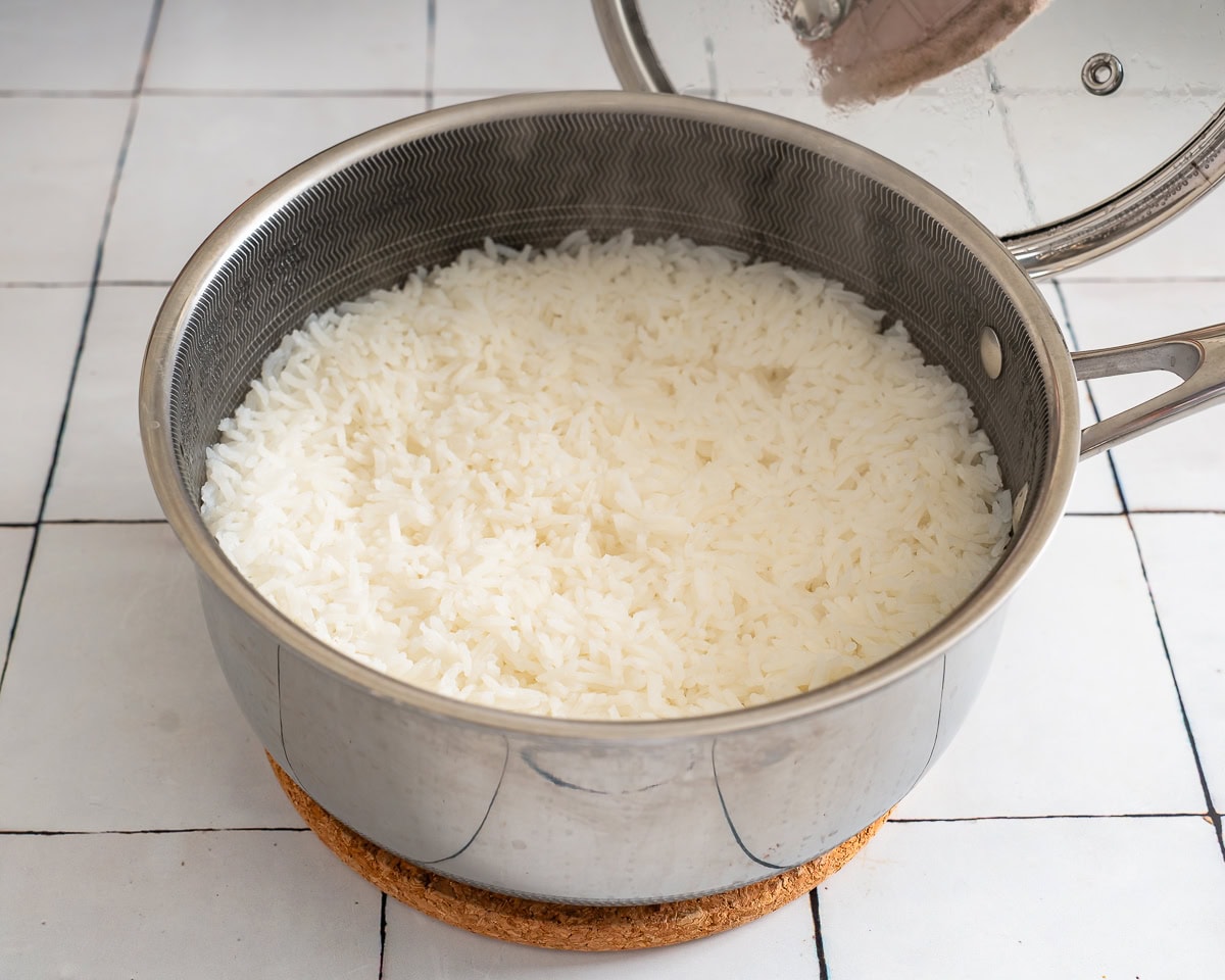 How to Cook Rice on the Stove – Takes Two Eggs